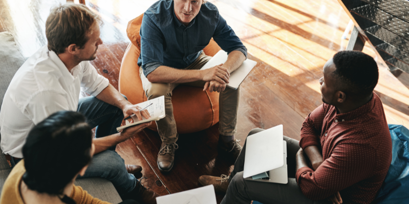 Relationship Between Logo Design & Brand Identity With Example!